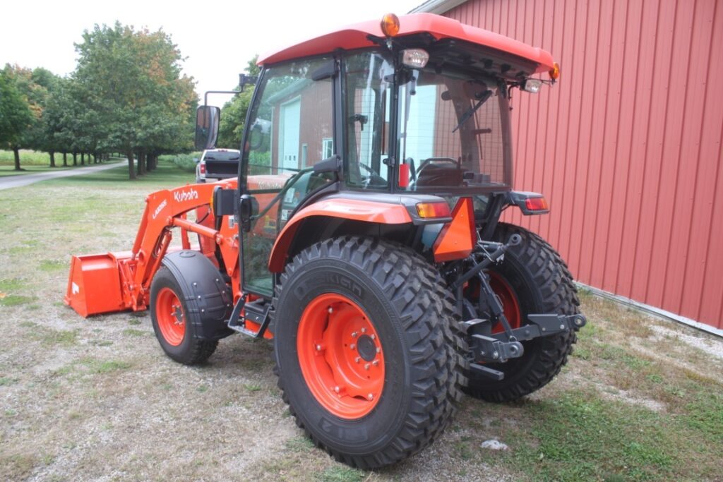 Kubota L6060 compact tractor, cab, air, hydro, LA1055 loader – Hahn ...