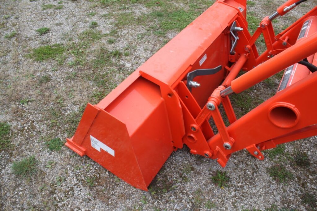 Kubota L6060 compact tractor, cab, air, hydro, LA1055 loader – Hahn ...
