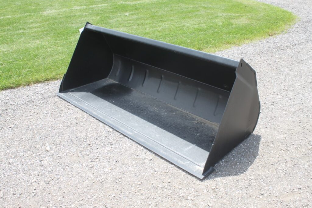 Alo 83″ Euro quick attach bucket – Hahn Farms Ltd.