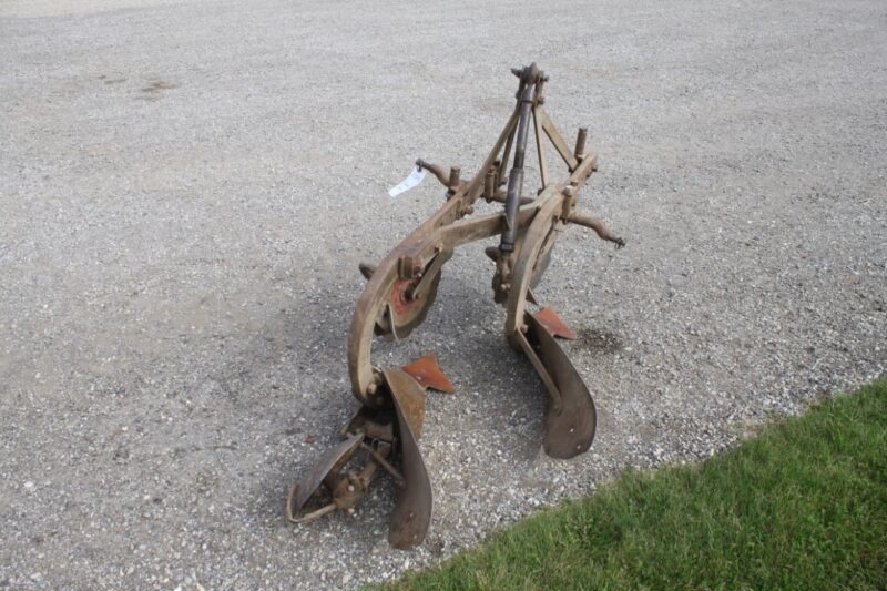 Ferguson 2 furrow mounted plow – Hahn Farms Ltd.