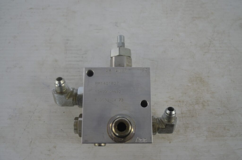 一 aluminum hydraulic block, part number ACU-003 – Hahn Farms Ltd.