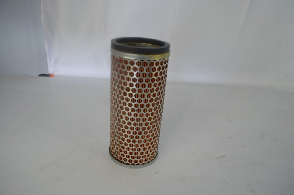 一 Kubota Inner air filter, part number 15720-11180 – Hahn Farms Ltd.