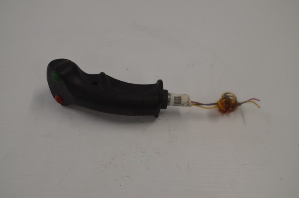 Alo joystick, part number VSLVPCED-2 – Hahn Farms Ltd.